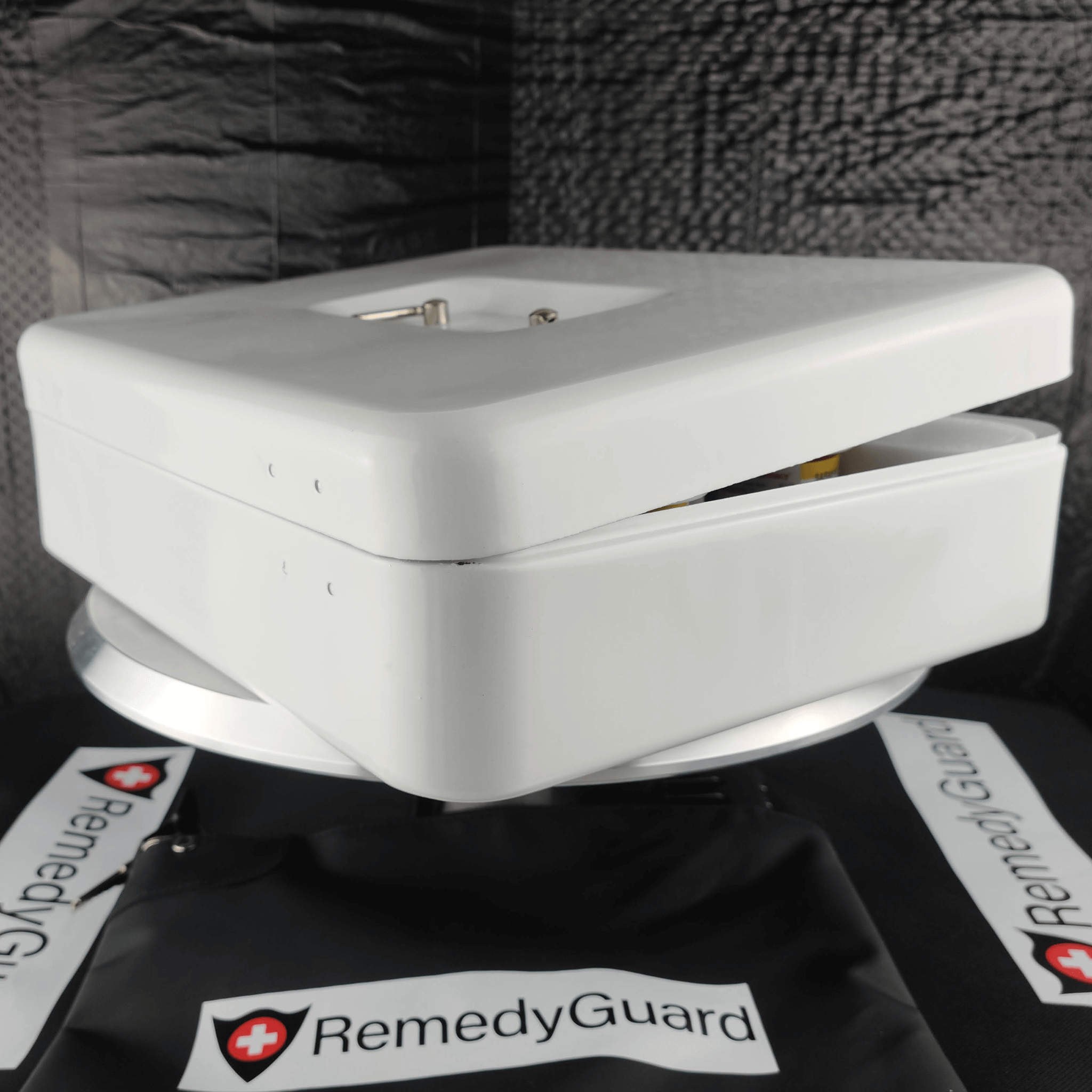 Pro Keyed Medication Lock Box – RemedyGuard